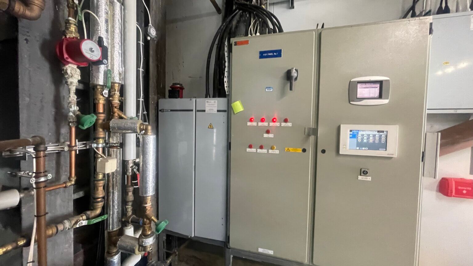 What is a Building Management System (BMS)? - Hark